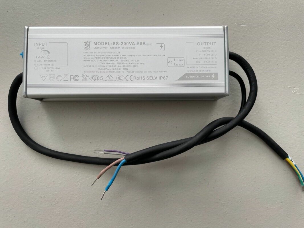 200W Dimmable LED Driver 100-277V AC to 22-56V DC